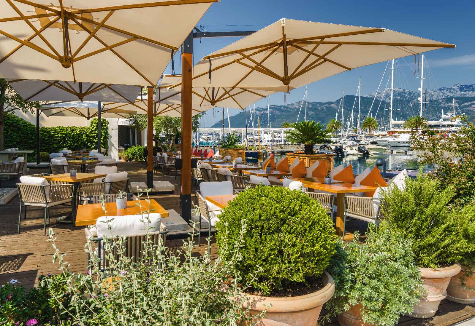 3 ideas para decorar la terraza de tu restaurante - Hevea Jardín